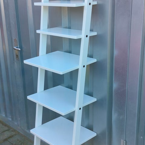 TRAPPE REOL - IKEA MODEL HJÄLMAREN | DBA