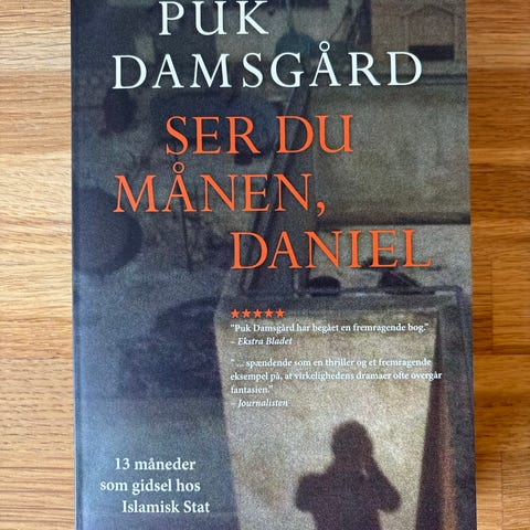 Puk Damsgård Ser du månen, Daniel Bog | DBA