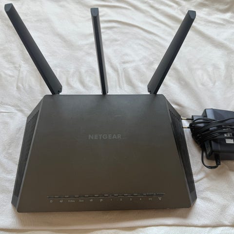 Netgear Nighthawk X6 R8000 | DBA