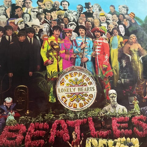 The Beatles Sgt. Pepper's Lonely Hearts Club Band Vinylplade 33 RPM | DBA