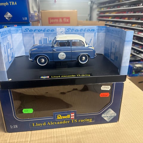 Revell 1:18 - Modelbil - NSU TT | DBA