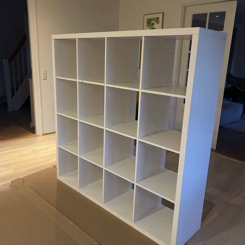 Pæn reol / rumdeler | DBA