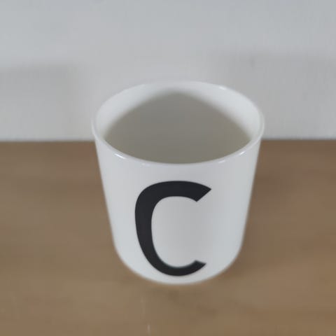 Design Letters Favourite Cup Hero orange kop | DBA