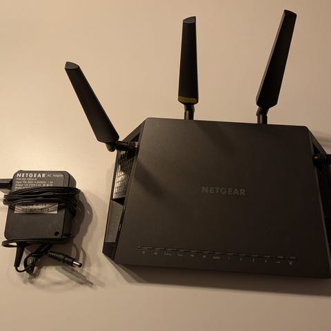 Netgear Nighthawk AC1750 router | DBA