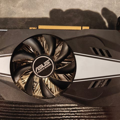 GTX 1060 6GB god stand | DBA