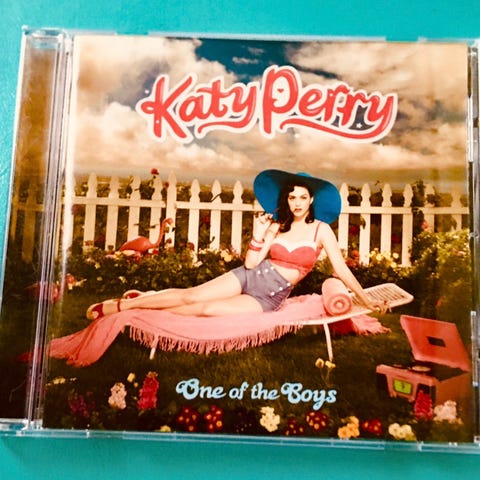 Katy Perry Signed Sexy White Bikini Picture Photo & 143 CD - Beckett ...