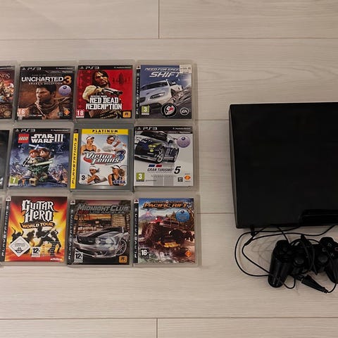 Sony Playstation 3 Spilkonsol med Controller og 9 Spil | DBA