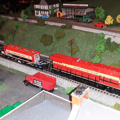 SCALETRAINS H0 - SXT70075 - Dieselelektrisk lokomotiv (1) - EMD SDL39 ...