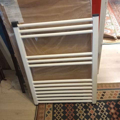 Hvid håndklædetørre | DBA