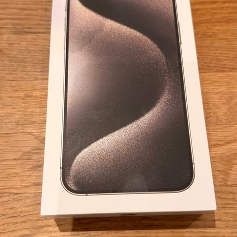 iPhone 15 Pro Max 256 GB | DBA