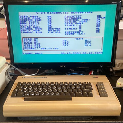 Commodore 64 med tilbehør | DBA