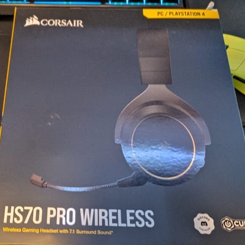 Corsair HS80 RGB Wireless | DBA