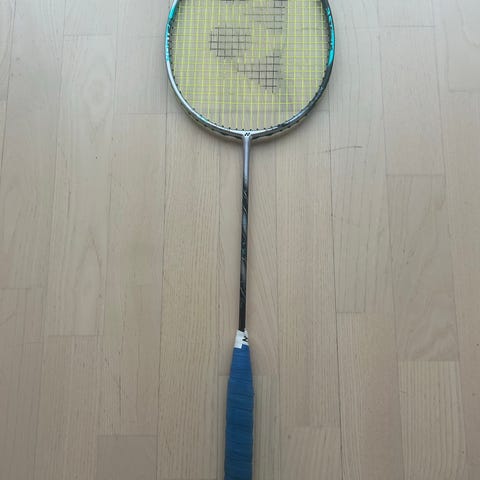 Yonex Astrox 88 Badmintonketcher | DBA