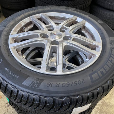 16” Ford Focus fælge med Continental vinterdæk. Incl tmps. 5-7mm | DBA