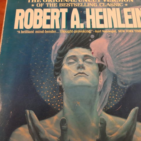 Stranger in a Strange Land af Robert A. Heinlein (pocketbog) | DBA