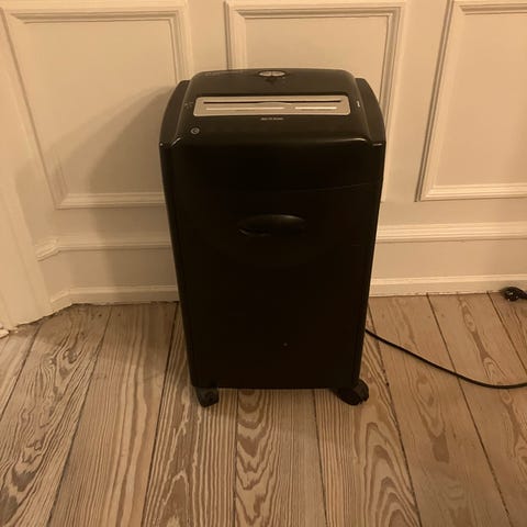 Fellowes 359-Pd Makulator sort samt olie | DBA