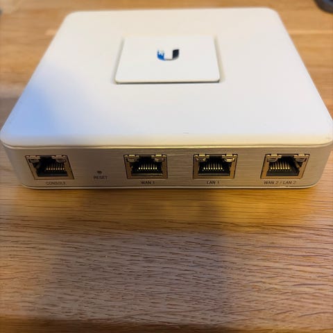 Ubiquiti UniFi AP AC Pro Router | DBA