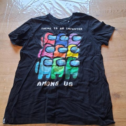 Smart og sjov Among Us t-shirt i sort. Str. 10-11 år. Næsten så god som ...