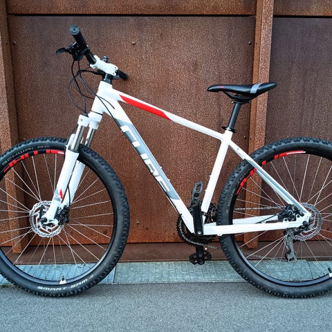 Cube - Aim race 27,5 | DBA