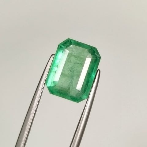 Smaragd - 6.60 ct - International Gemological Institute (IGI) | DBA