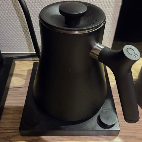 Elkedel FELLOW Stagg EKG Pro – sort mat, 0,9 l | DBA