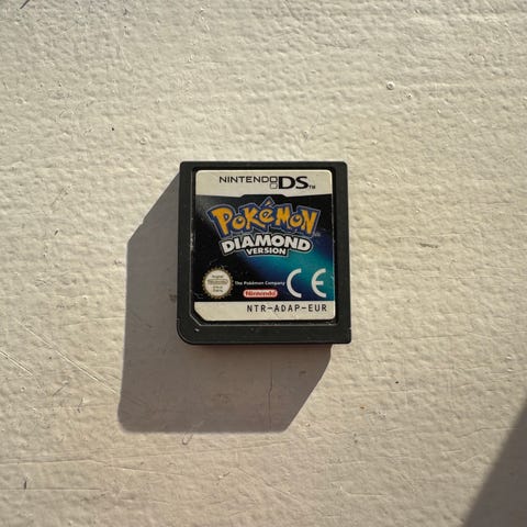 Nintendo DS Pokémon Diamond Version spil | DBA