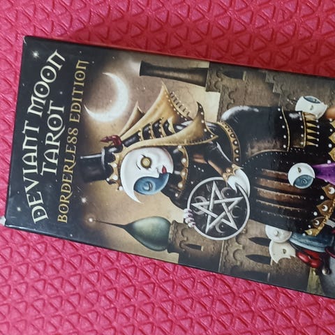 DWR The Power Tørklæde med slange og lotusmotiv | DBA