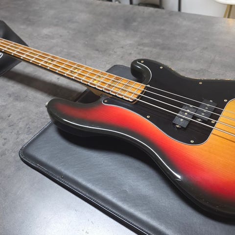 Fender P-Bass vintage covers | DBA