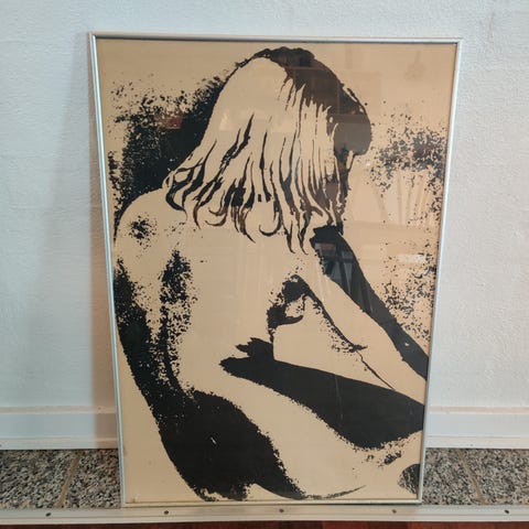 Maleri med motiv af kvinder på cykler i blå og sort-hvidt | DBA