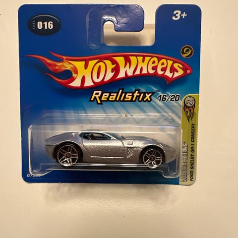 Hot Wheels 2003 - Cadillac Cien | DBA