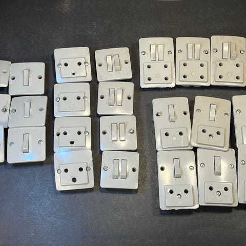 Minitangent dobbeltafbryder / Kroneafbryder 5x5 cm grå | DBA