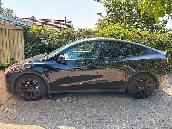 Brugtbil til salg: Tesla Model Y - 2023 - Sort - 514 Hk - SUV | DBA.dk