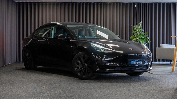 Brugtbil til salg: Tesla Model 3 - 2022 - Sort - 283 Hk - Sedan | DBA.dk